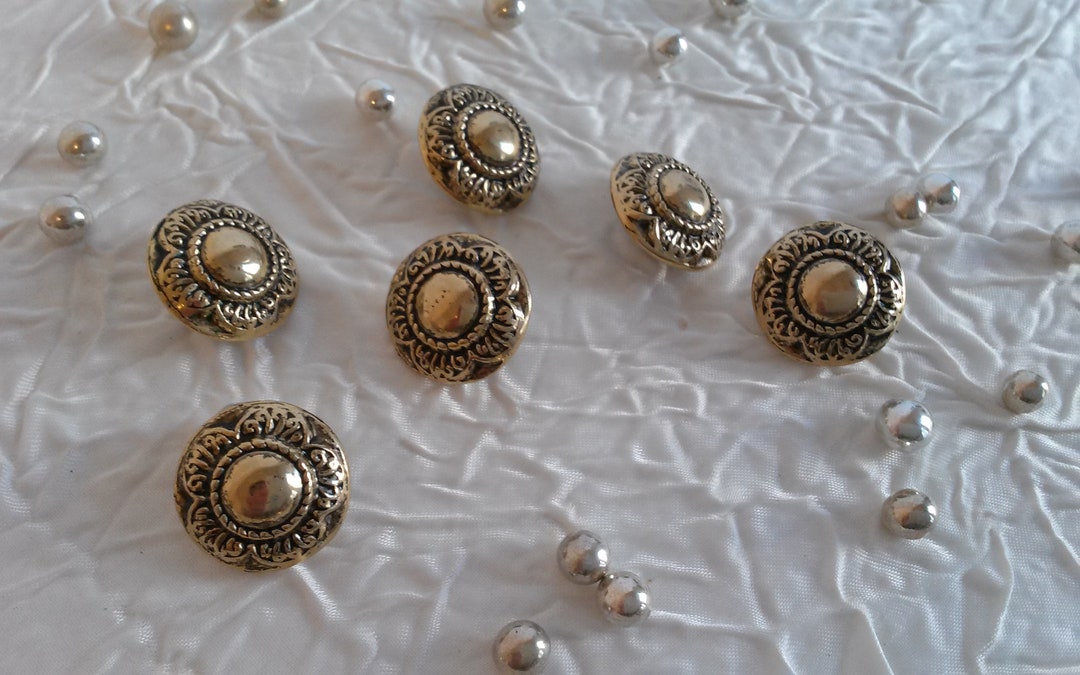 Vintage Haute Couture Button in Aged Gold Metal, Embossed, Gold Metal ...