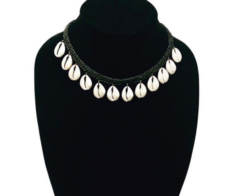 Cowrie Shell Necklace Seashell Necklace Cowry Choker Etsy