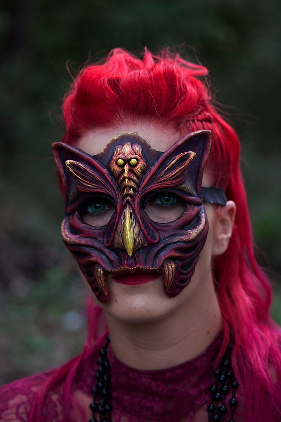 MADE TO ORDER Goth Masquerade Mask Labyrinth Ball Moth - Etsy