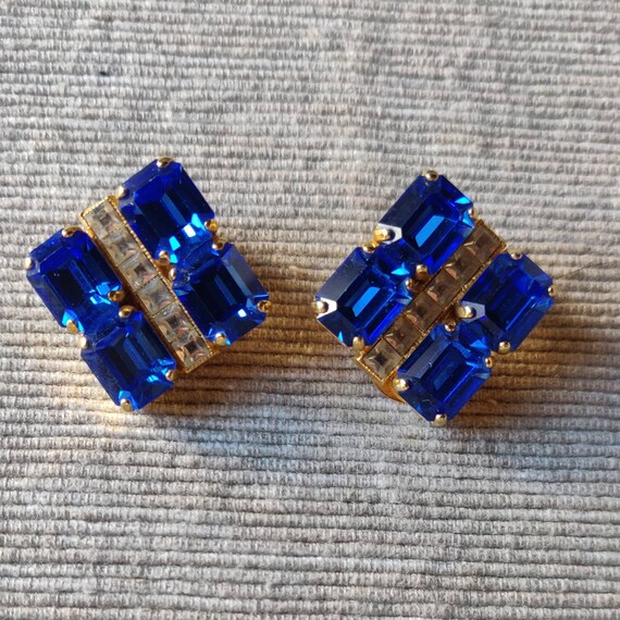 Vintage earrings with blue and white rhinestones - Gem