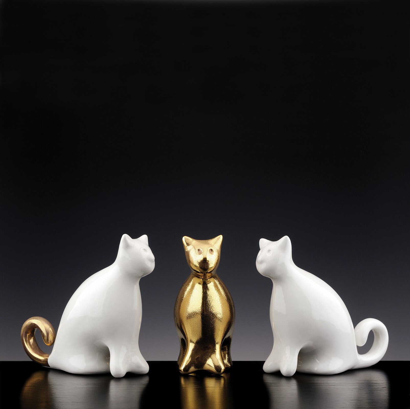 White Gold Cat Statue, Porcelain Cat Sculpture, Living Room Décor ...