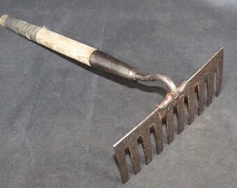 Vintage Rake - Etsy