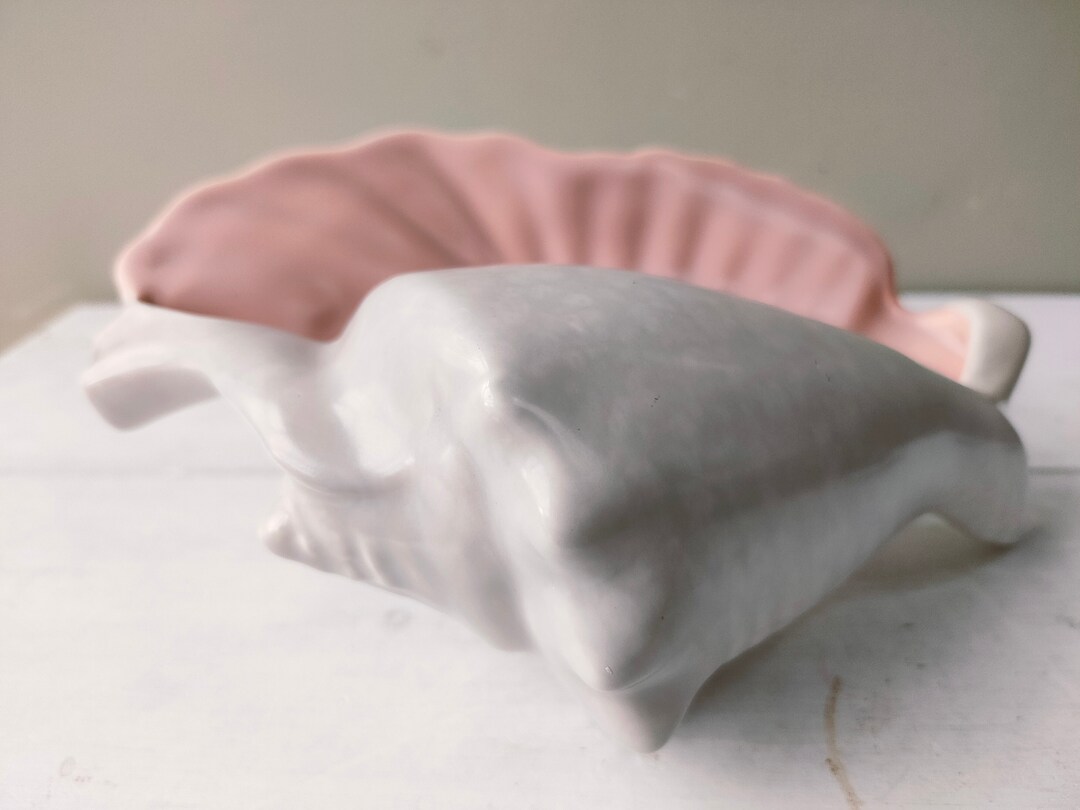 Perfect Vintage 1950's Poole Pottery Twintone C97 Decorative Conch ...
