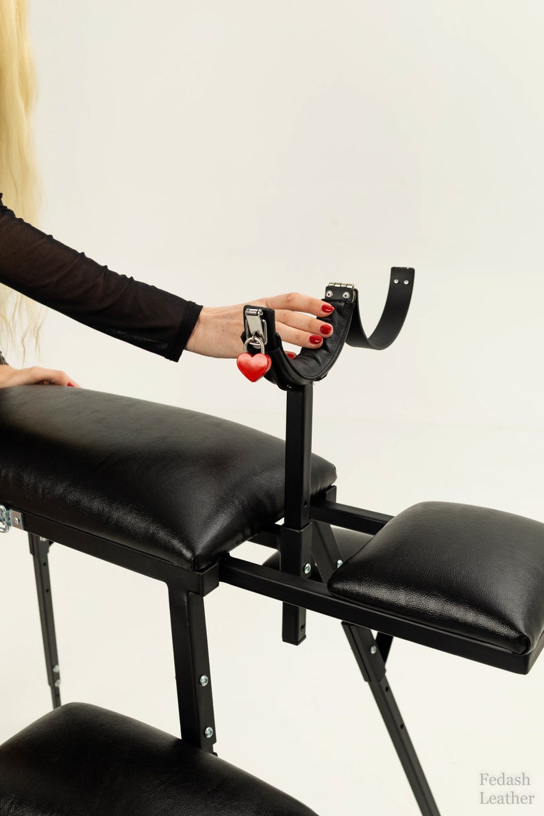 BDSM Furniture Spanking Bench Sex Pillory Stand Bondage Woman BDSM Neck ...