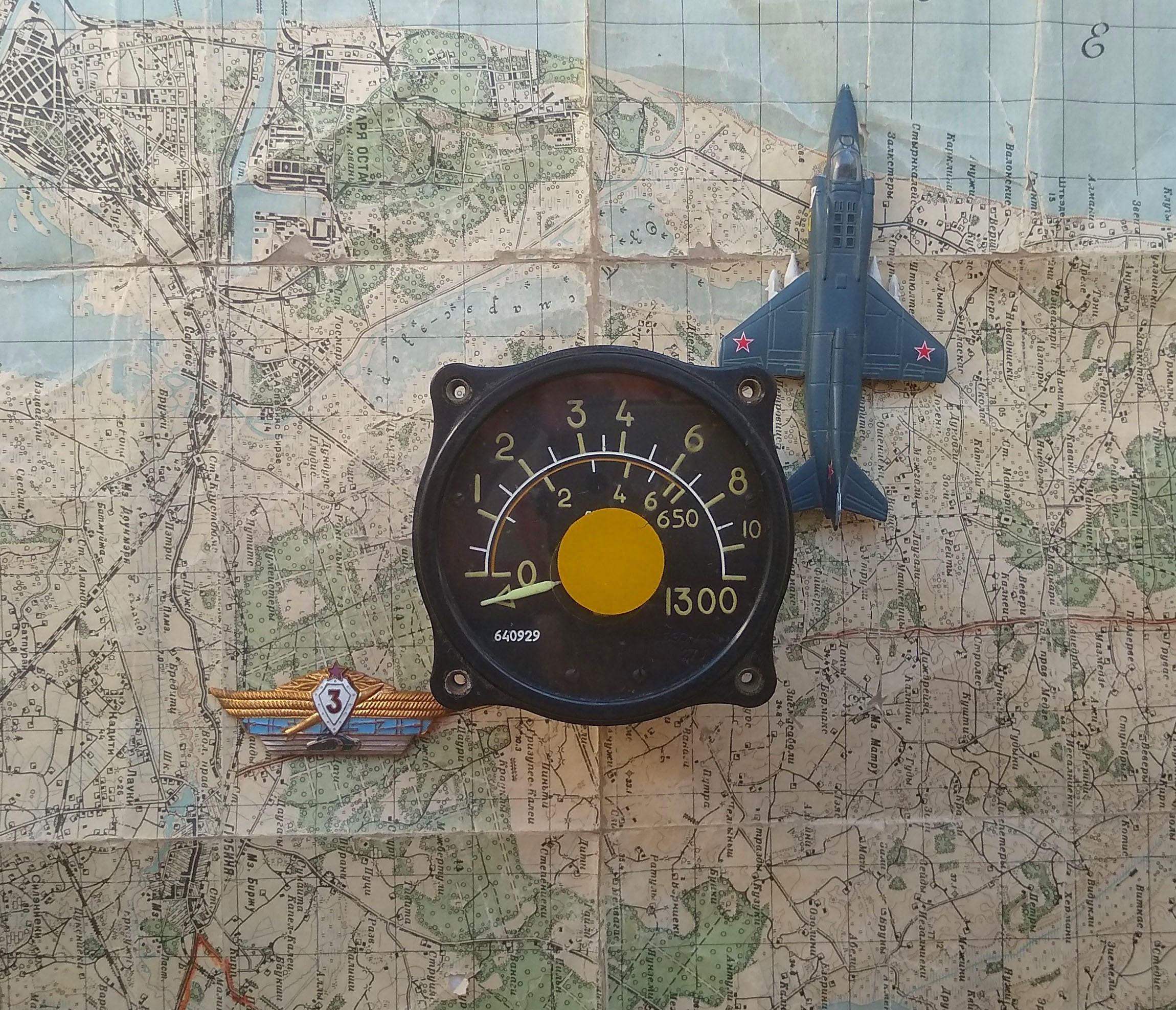 Soviet Military Vintage 70s Mig Aircraft Board Electric Fuel Indicator ...