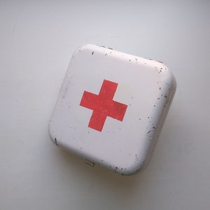 Soviet Military Vintage 70s Metal First Aid Kit With Lock Was Captured ...