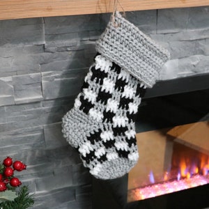 CROCHET PATTERN Rustic Farmhouse Plaid Stocking - Christmas Stocking - Etsy