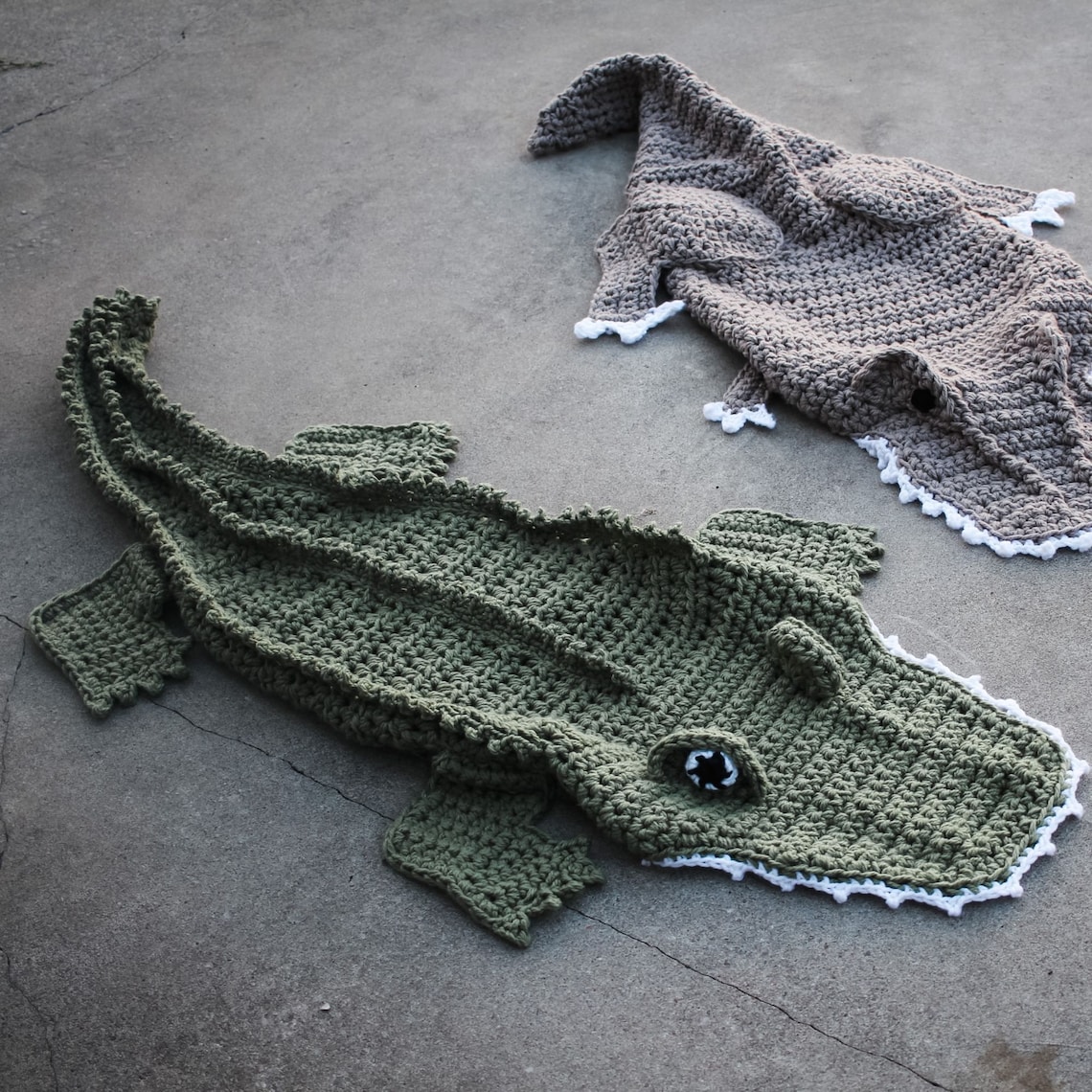CROCHET PATTERN Alligator Blanket Alligator Costume Pattern | Etsy