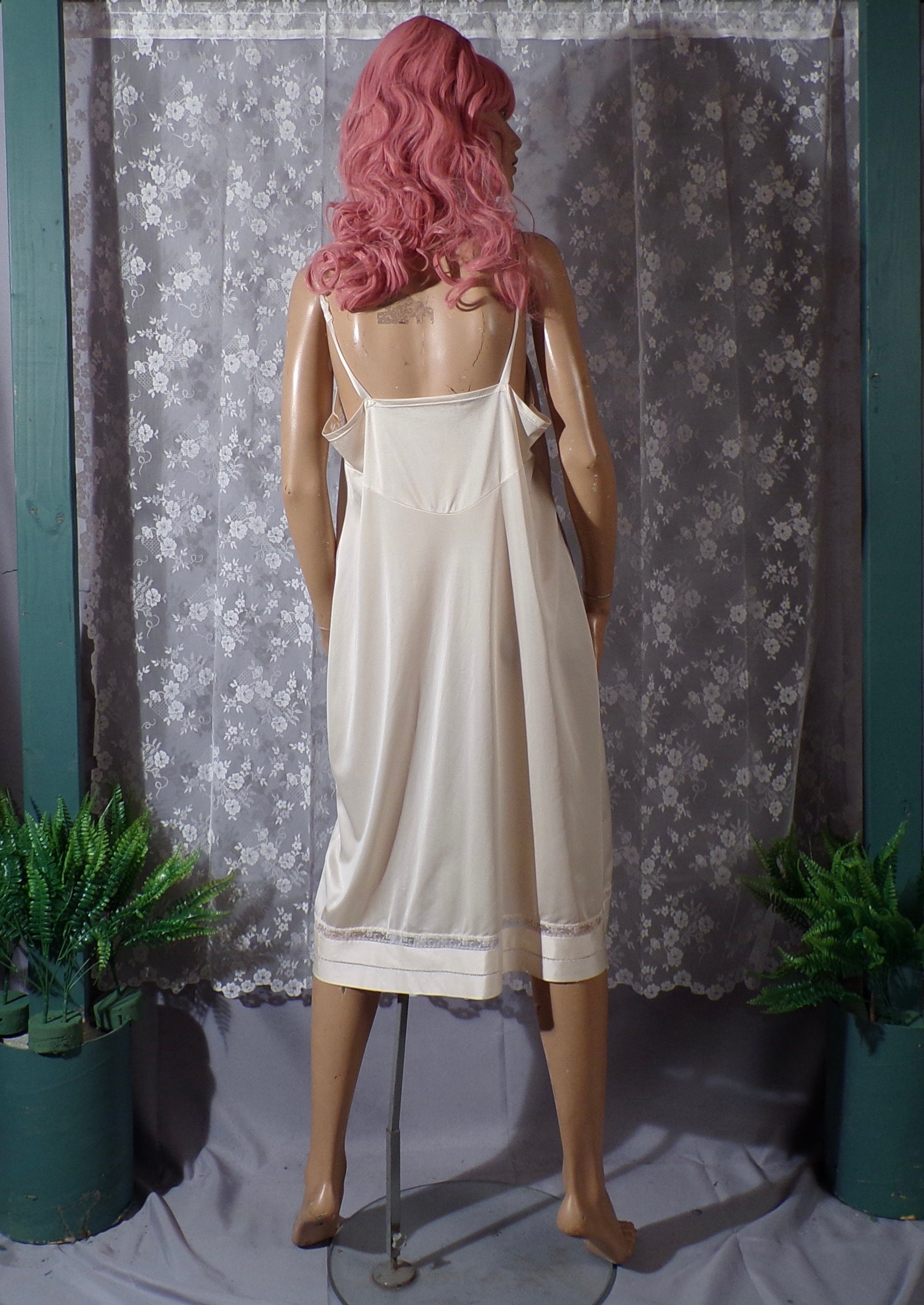 Vintage 1970s Beige Dress Slip 70s Nylon Full Slip Size - Etsy
