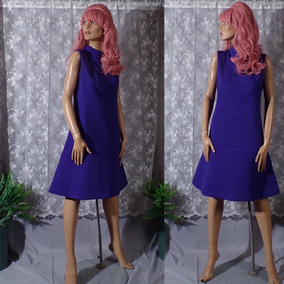 vintage 1960s groovy purple - Gem