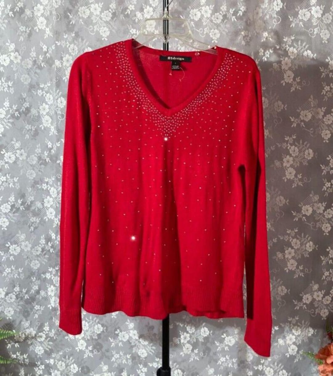 Vintage Y2K Red Holiday Sweater 2000s V-neck Rhinestone Pullover Size ...