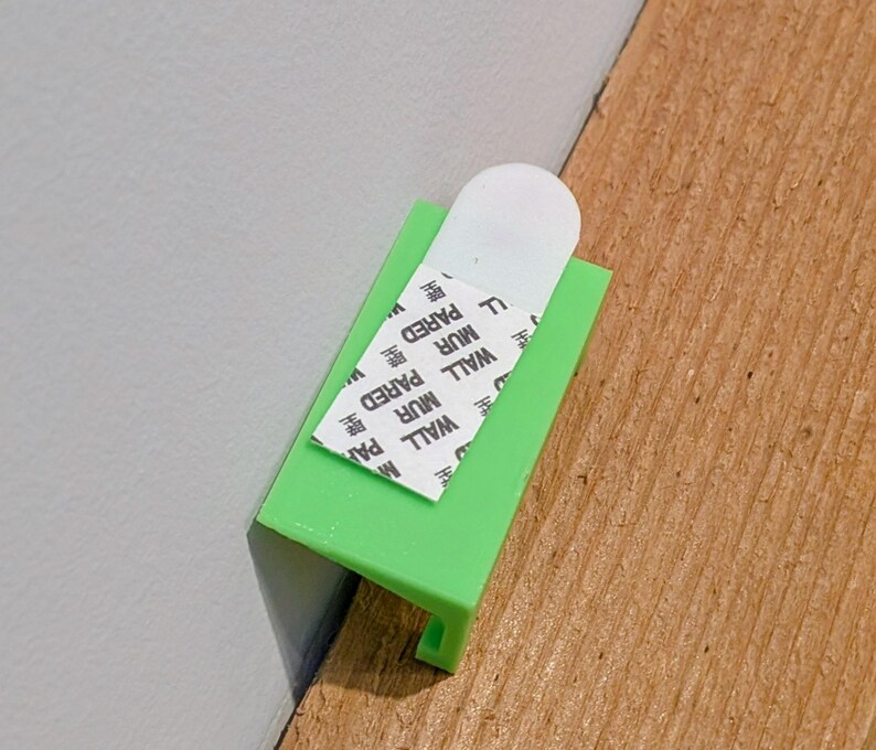 Minimalist Comic Book Display – 3D Printed Invisible Wall Mount - Etsy