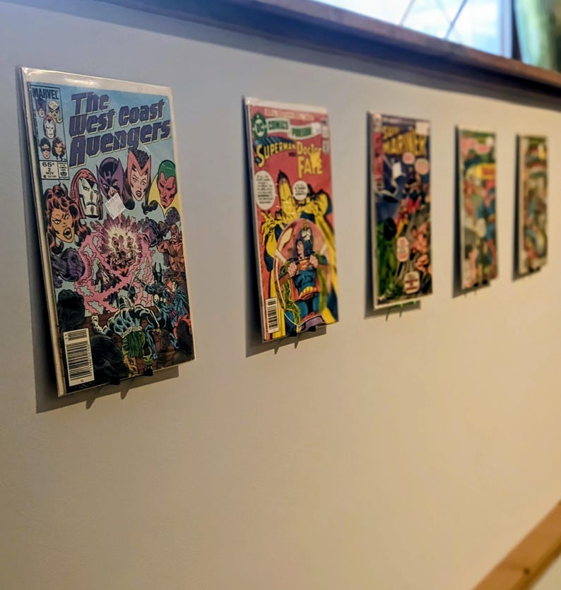 Minimalist Comic Book Display – 3D Printed Invisible Wall Mount - Etsy