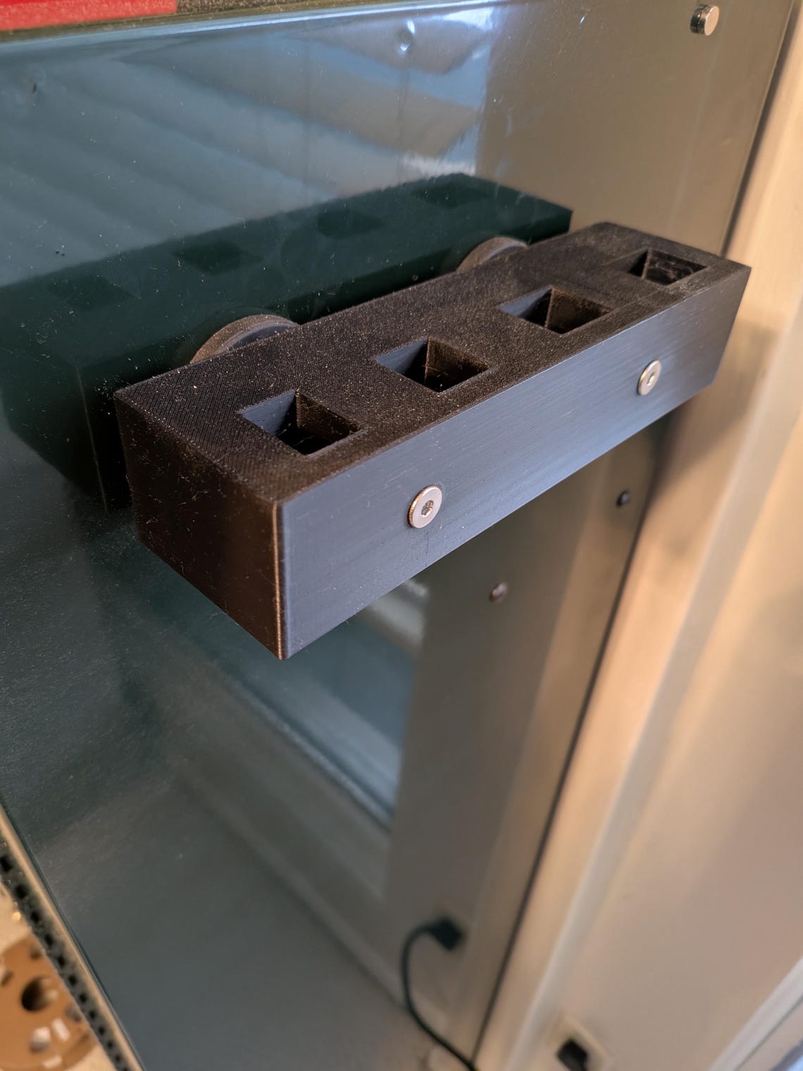Universal Pry Bar Holder 3D Printed for 4 Pry Bars. Fits on Tool Box ...