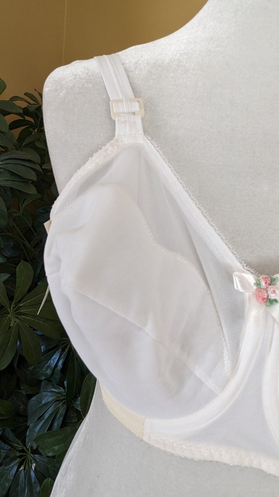 Vintage NOS Gossard White Underwire Bra - Size 36D - … - Gem