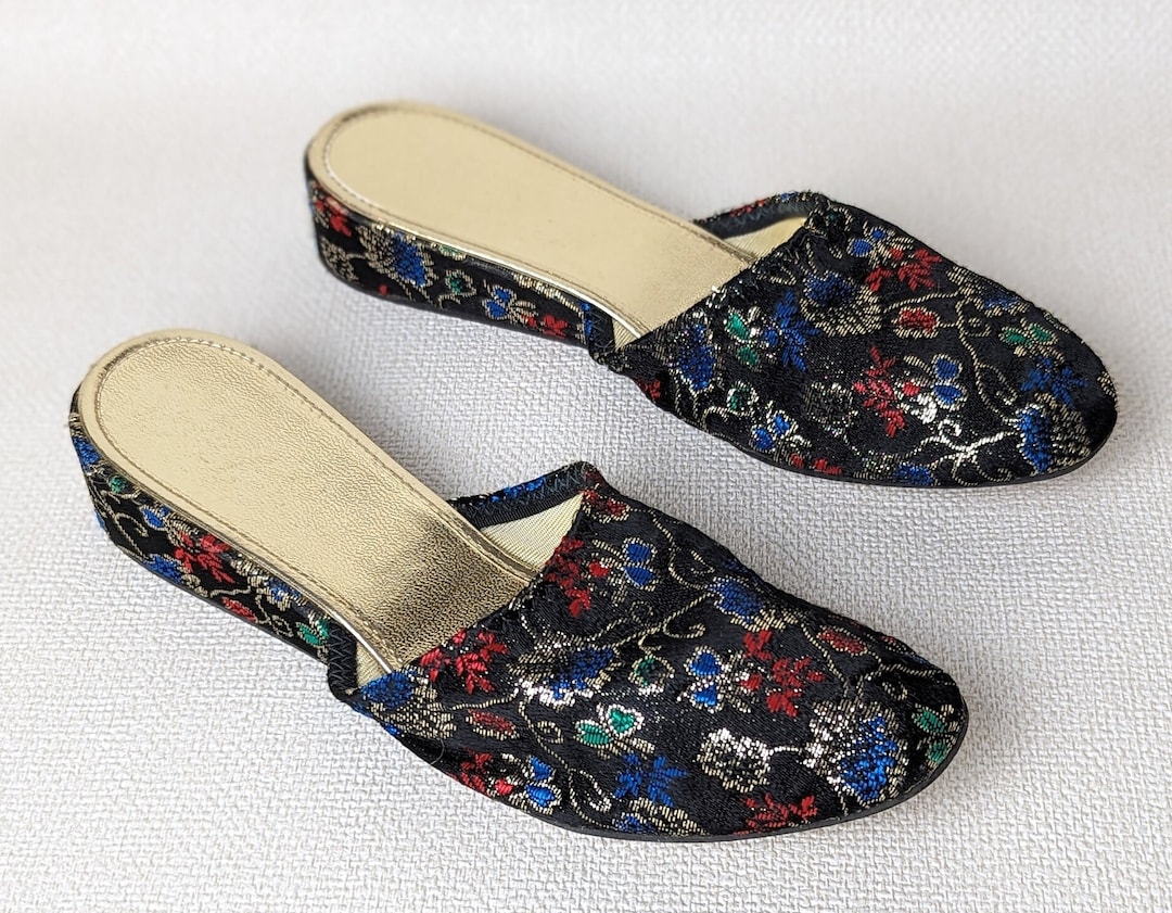 Vintage Bertlyn Mid-century Brocade Wedge Slippers US Size 6-6.5 USA - Etsy