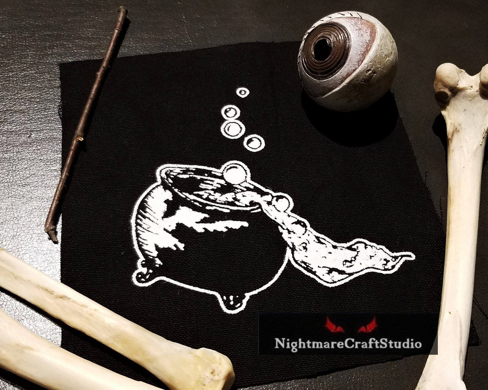 Bubbling Cauldron Potion Pot Screenprinted Cloth Patch | Etsy