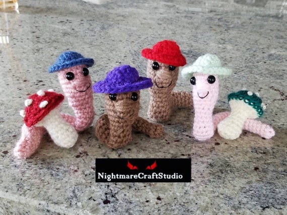 Crochet/amigurumi Worms Wearing Hats and Mini Mushrooms | Etsy