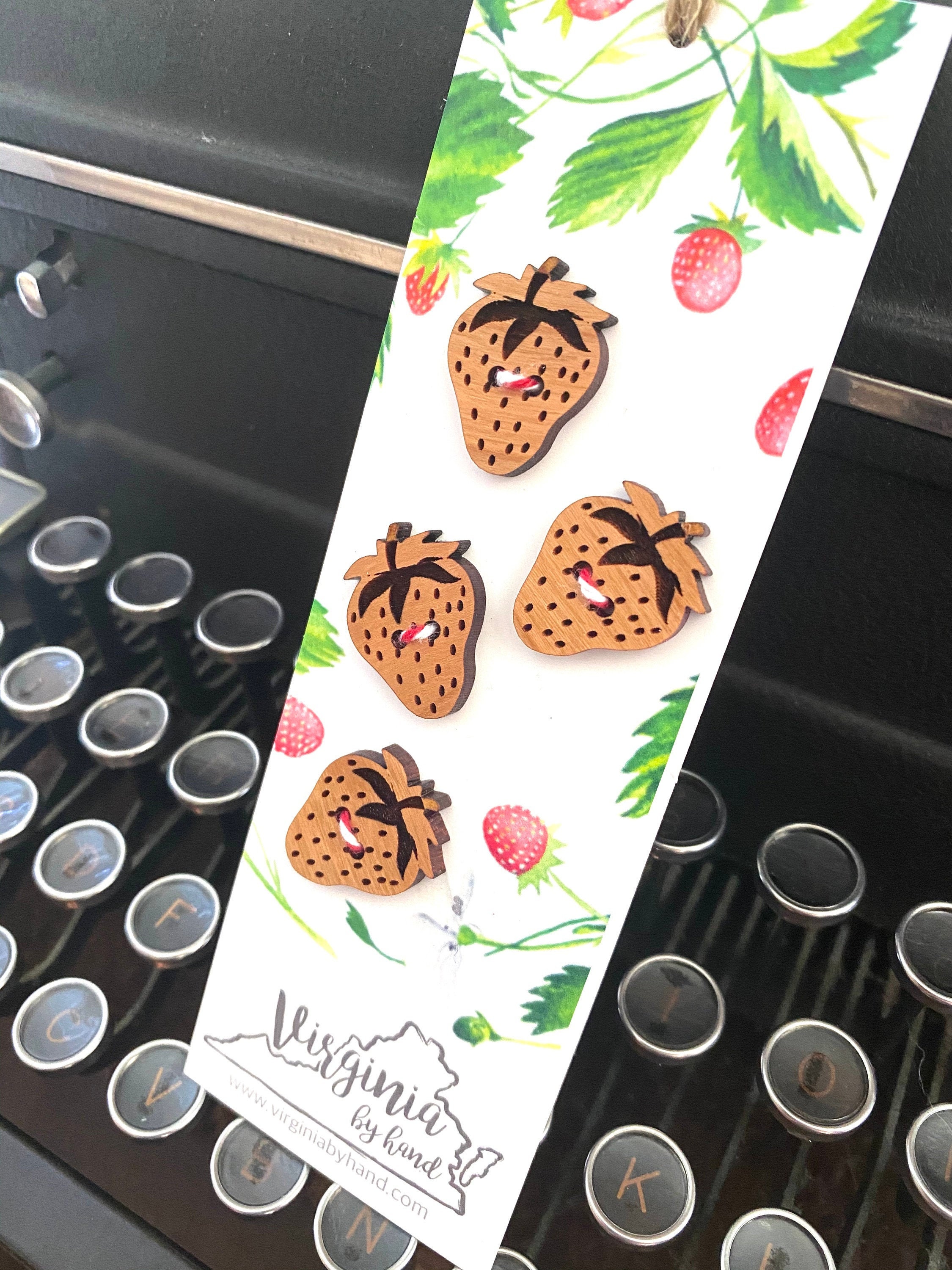Strawberry Buttons Set of Strawberry Buttons Solid Cherry - Etsy