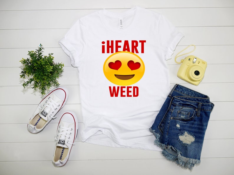 I Heart Weed | Marijuana Tee | Cannabis T-shirt | Stoner T Shirt ...