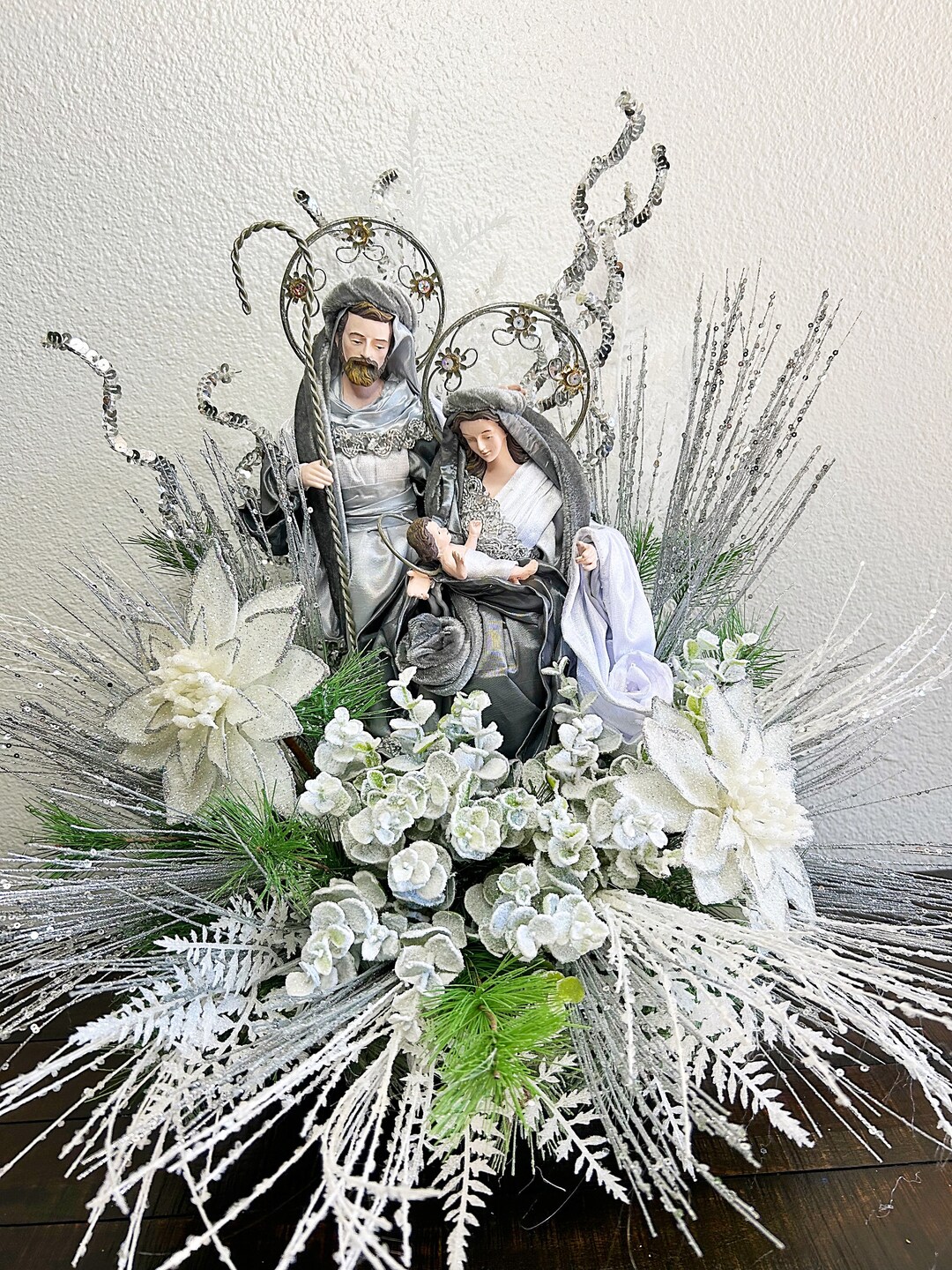 Silver Nativity Centerpiece Elegant Nativity Scene Centerpiece Silver ...