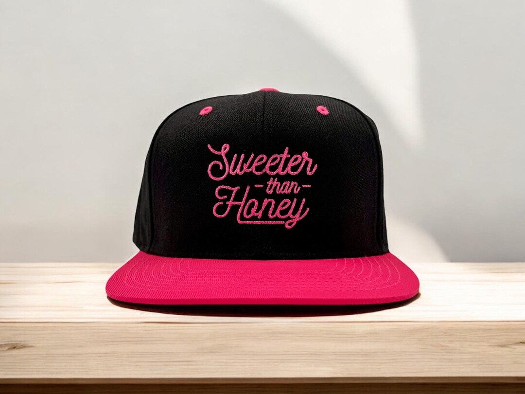 Personalized Snapback Hat With Your Unique Touch - Custom Embroidery ...
