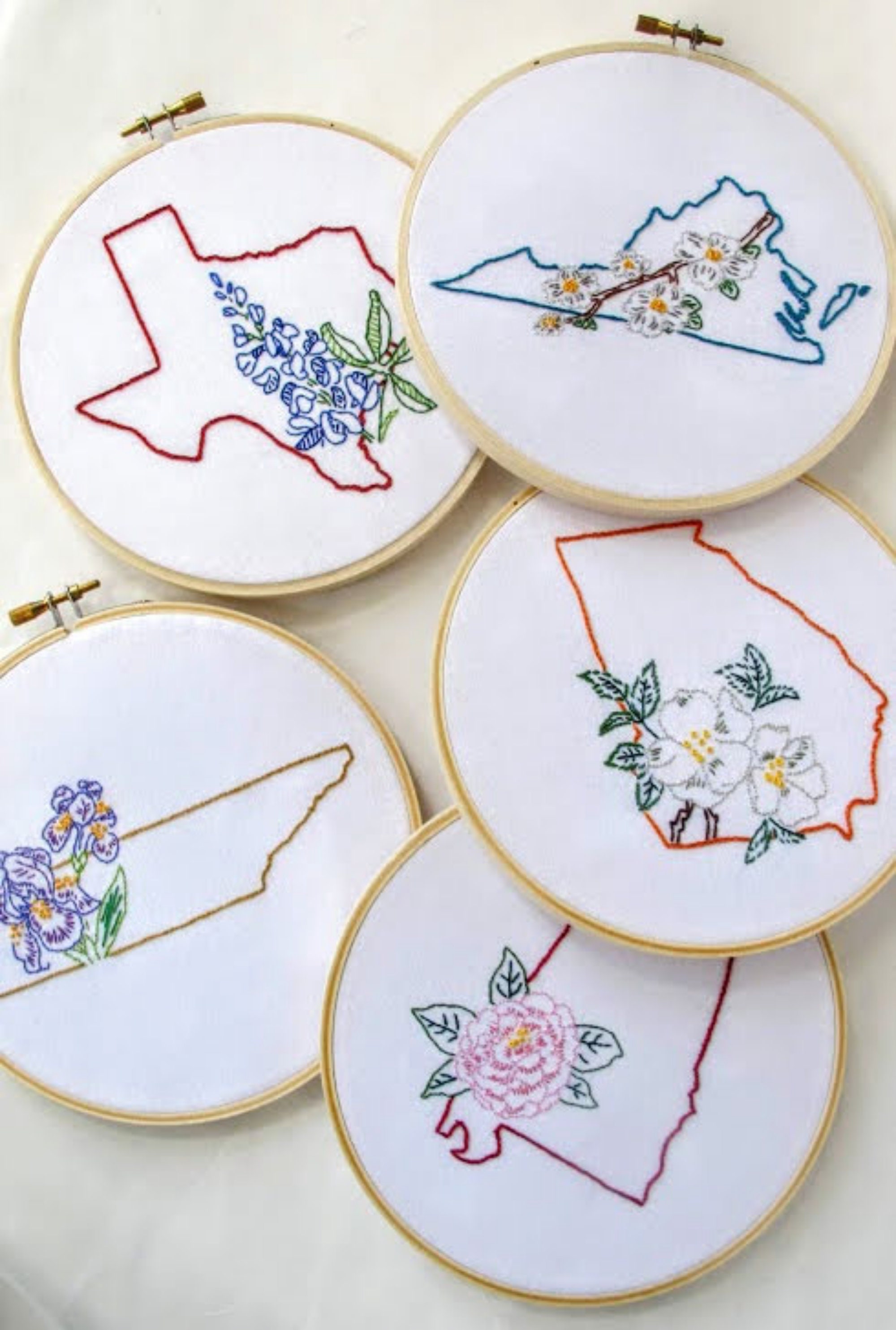 Digital Hand Embroidery Pattern I Louisiana with Magnolia | Etsy