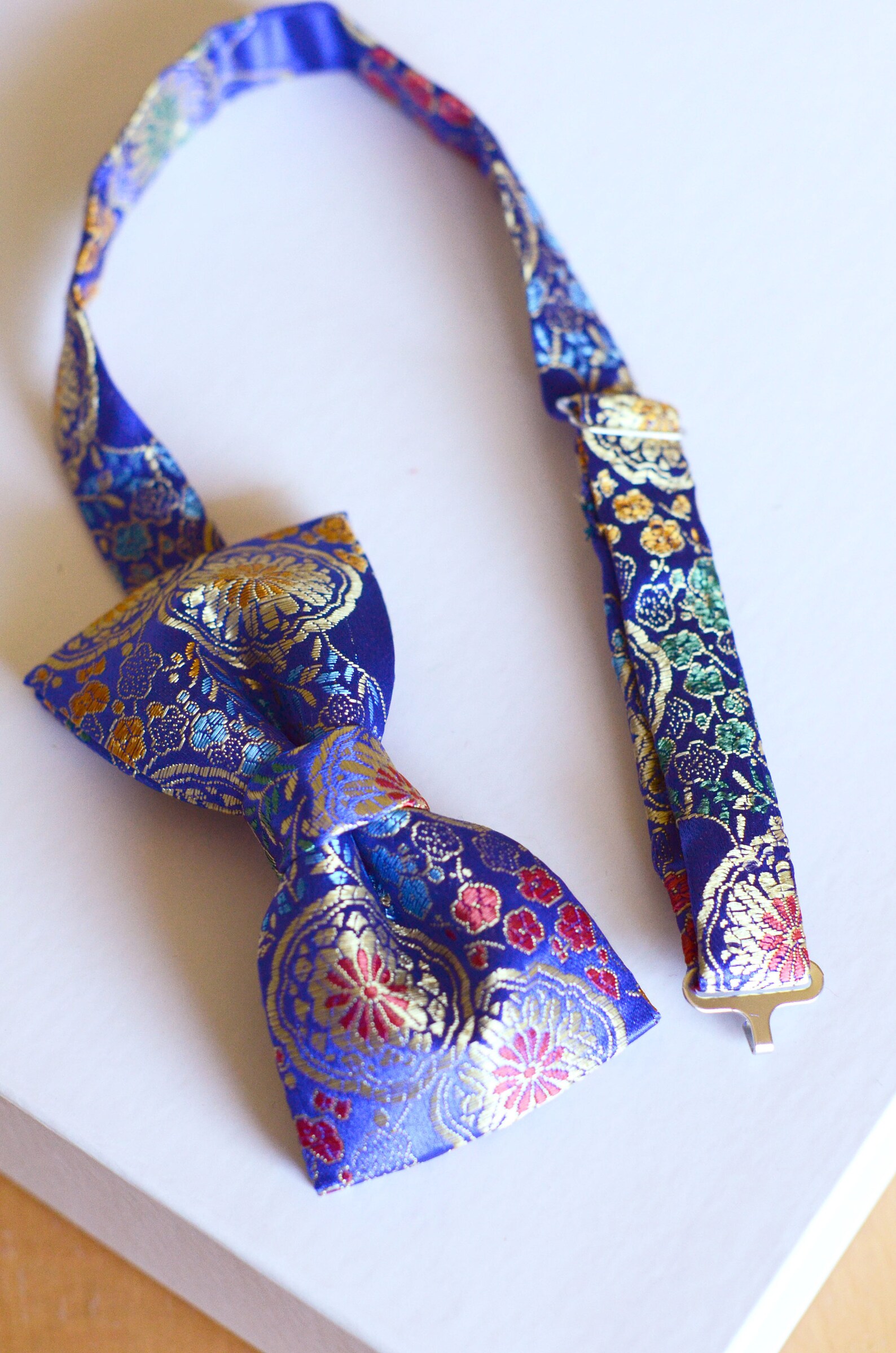 TEA CEREMONY BOW | Tea Ceremony Bow Tie, Chinese New Year Bow Tie ...