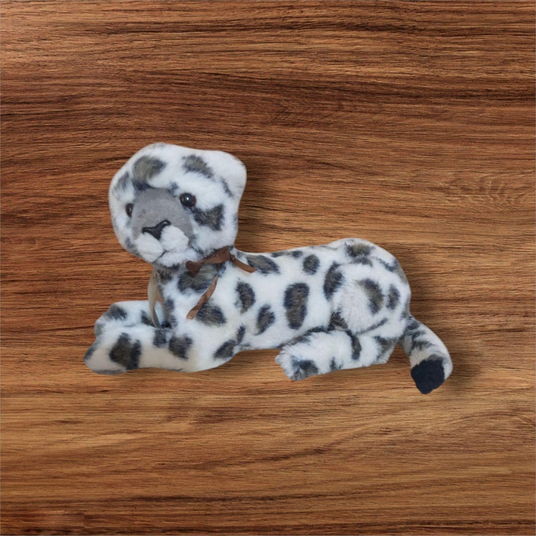 Vintage Dakin Snow Leopard Plush Toy 1989 Realistic Stuffed Animal 12 ...
