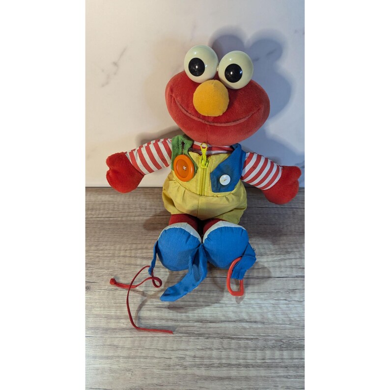 Playskool Dress Me up Elmo Vintage 1993 Button Zip Tie Buckle Snap ...