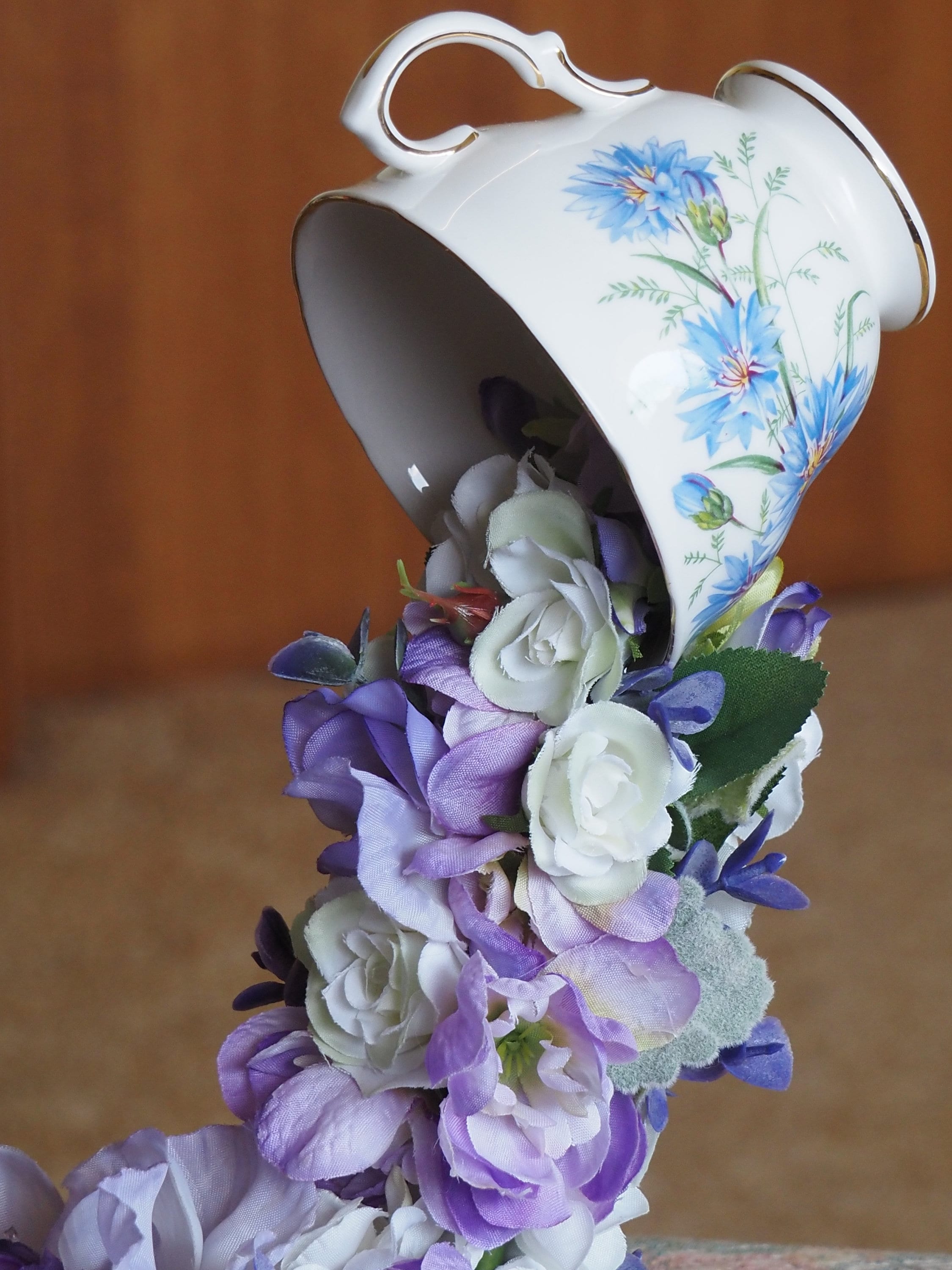 Floating Tea Cup With Saucer Novelty Flower Arrangement Centerpiece ...