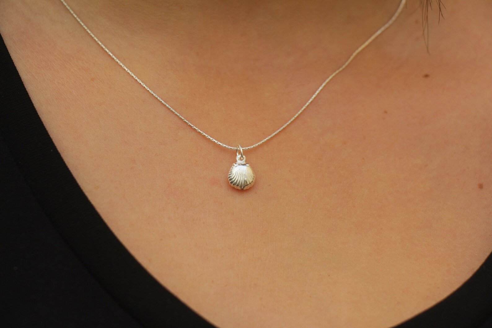 Mermaid Necklace, Silver Puff Seashell Necklace, Tiny Sea Shell Jewelry ...