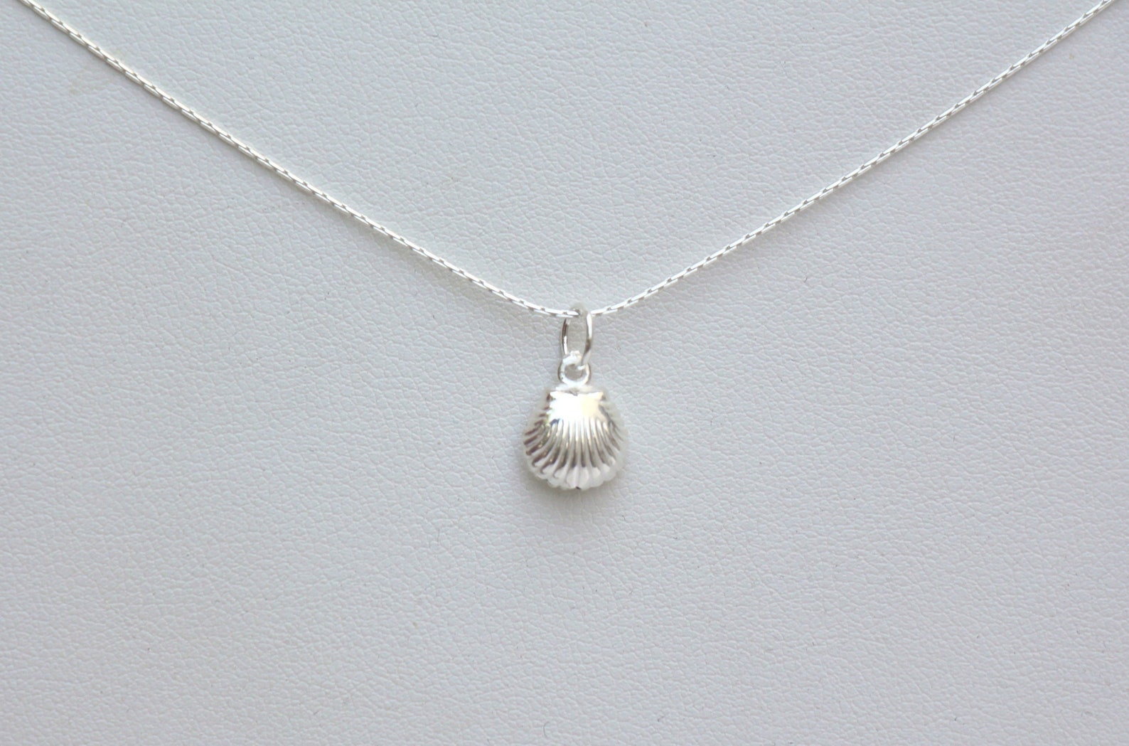 Mermaid Necklace, Silver Puff Seashell Necklace, Tiny Sea Shell Jewelry ...