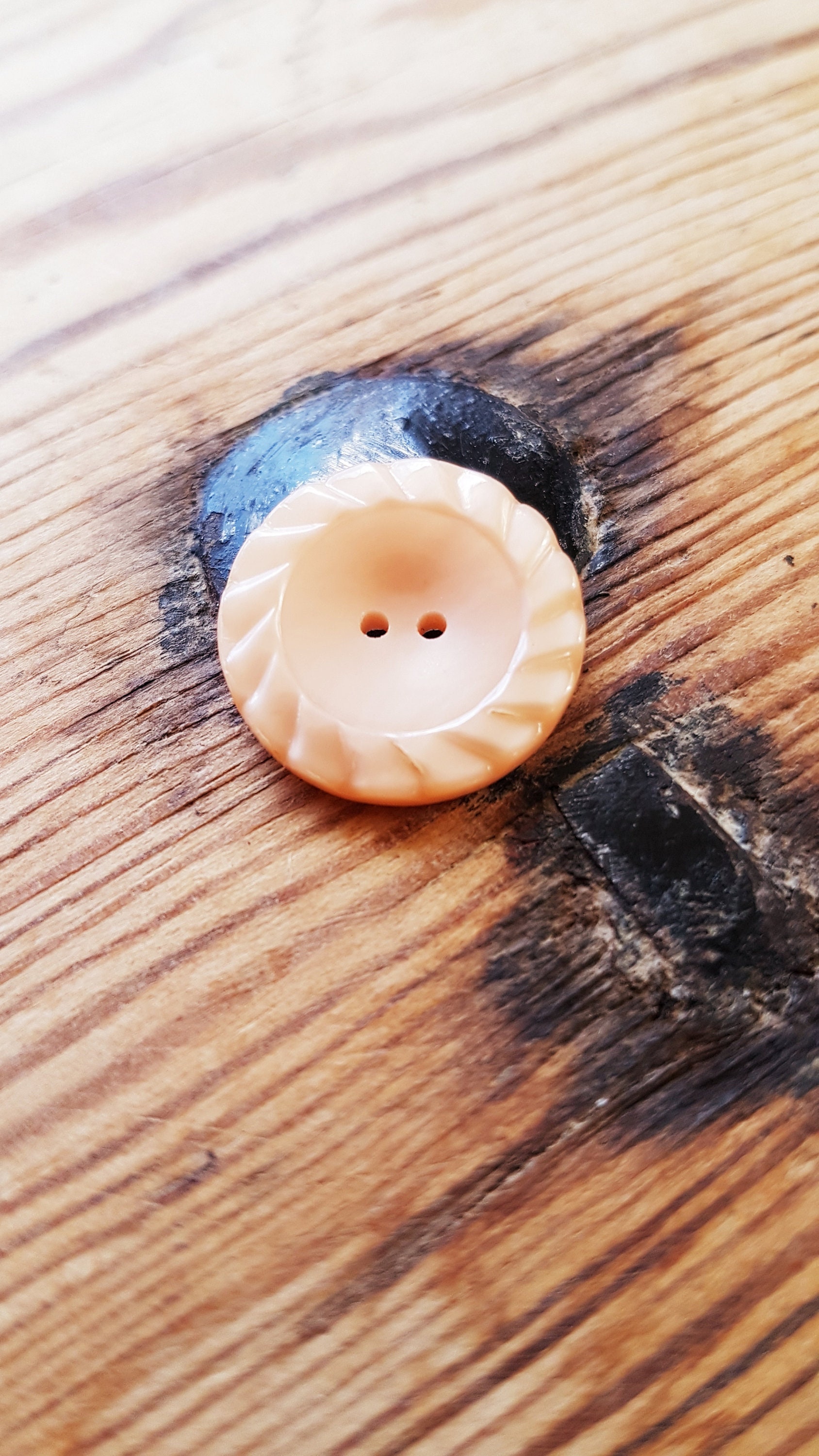 Retro / Vintage Peach Color 8 Hard Plastic Buttons, Mint Condition - Etsy