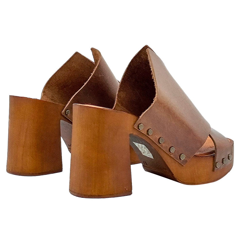 Brown Leather Clogs With Crossed Band and 8.5 Heel Made in - Etsy
