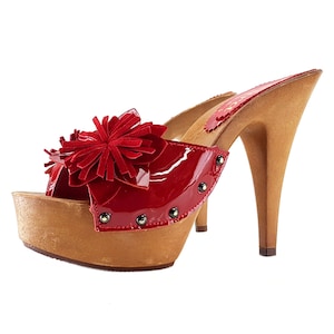 Red Patent Leather Clogs With Flower -K93213 VERN ROSSO - Etsy