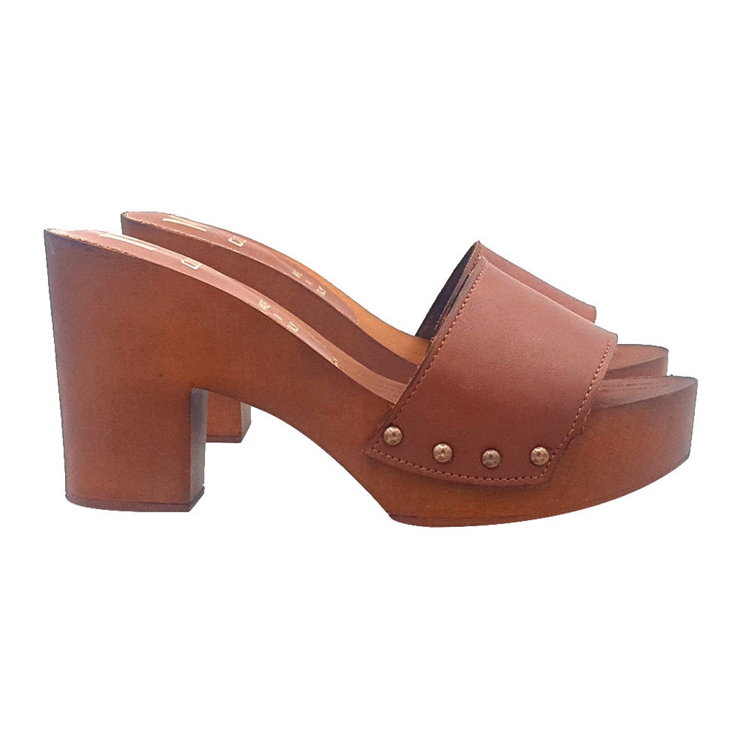 Women's Clogs in Brown Leather With Heel 9 - Made in Italy -MY10 ...