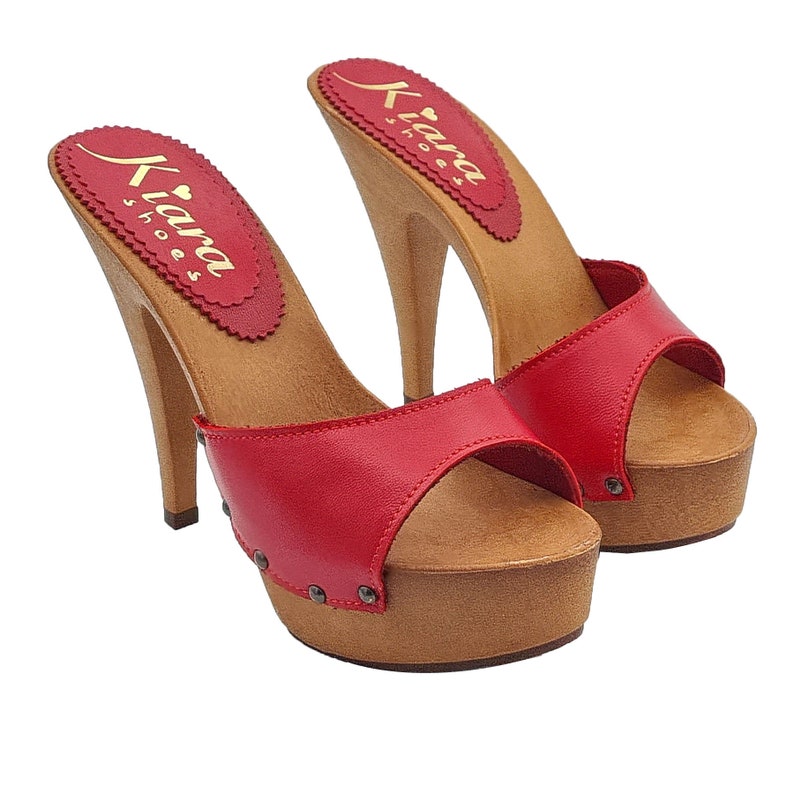 Women's Red Clogs in Leather With 13 Cm Heel - Made in Italy - K93001 ...