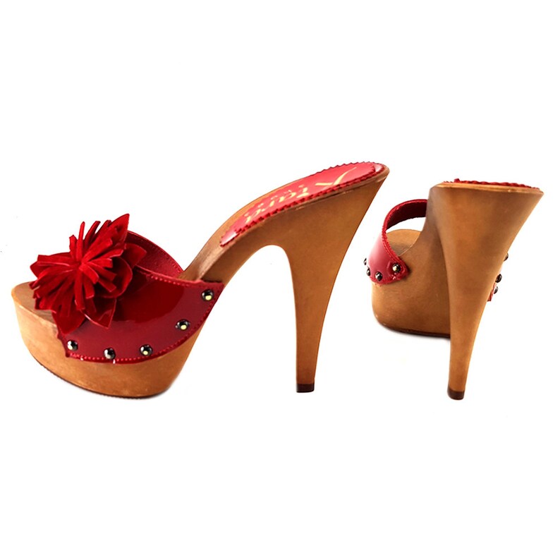Red Patent Leather Clogs With Flower -K93213 VERN ROSSO - Etsy