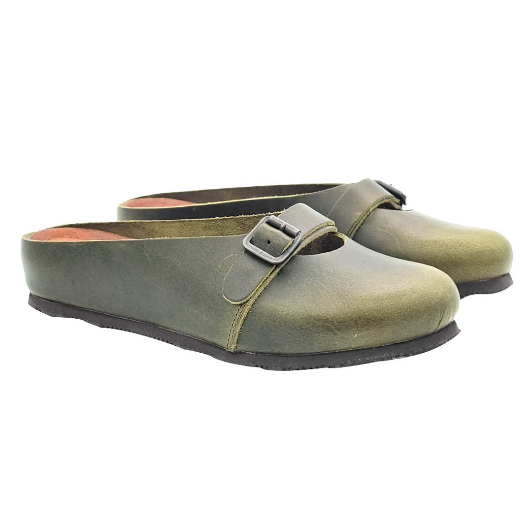 Women's Mules in Olive Green Leather: Comfort and Style - Made in Italy ...