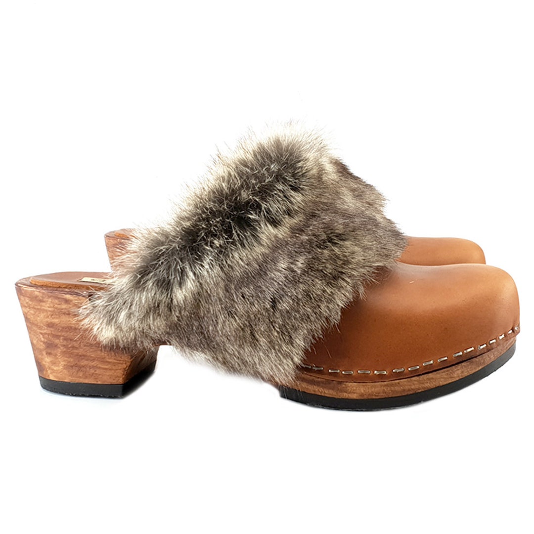 Clogs With Upper in Leather and Synthetic Fur - G3140 VIS - Etsy