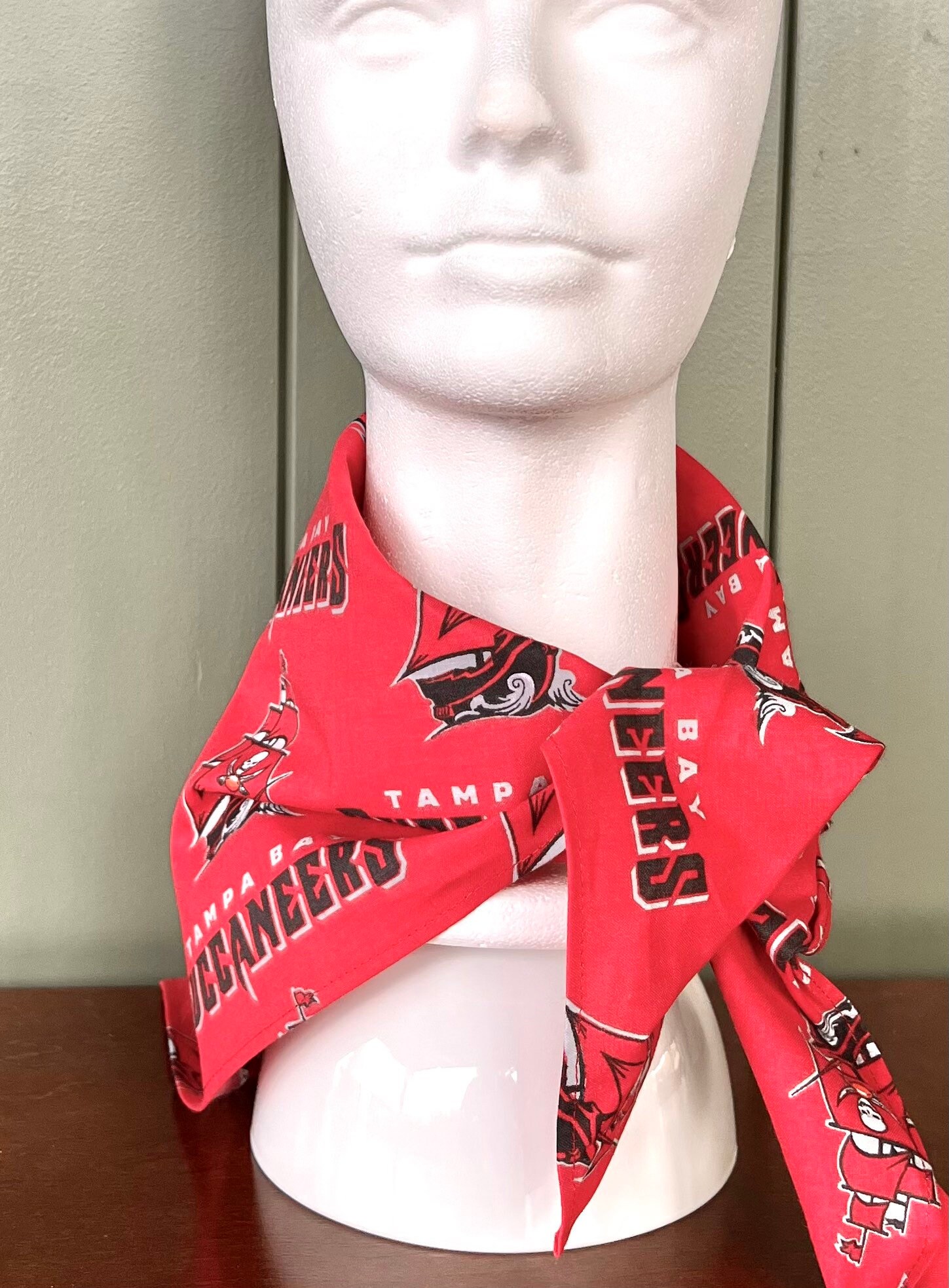 Bandana NFL Football Tampa Bay Buccaneers on Board Cotton - Etsy UK