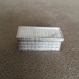 Morgue Slab & Bodies 28mm RPG Pewter 3 Piece Set: 1 Morgue Table, 1 ...