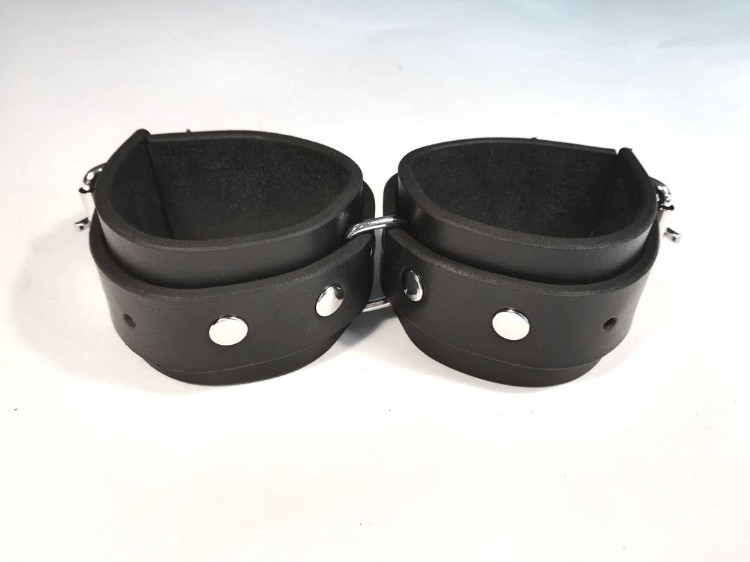 BDSM WRIST CUFFS, Hands Restraints, Handmade Leather Wristbands - Etsy
