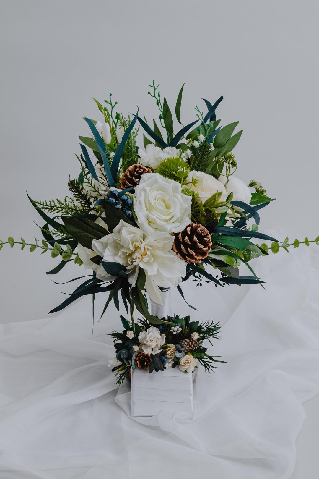 Winter Wedding Bouquet With Pinecones/white Roses Greenery/rustic ...