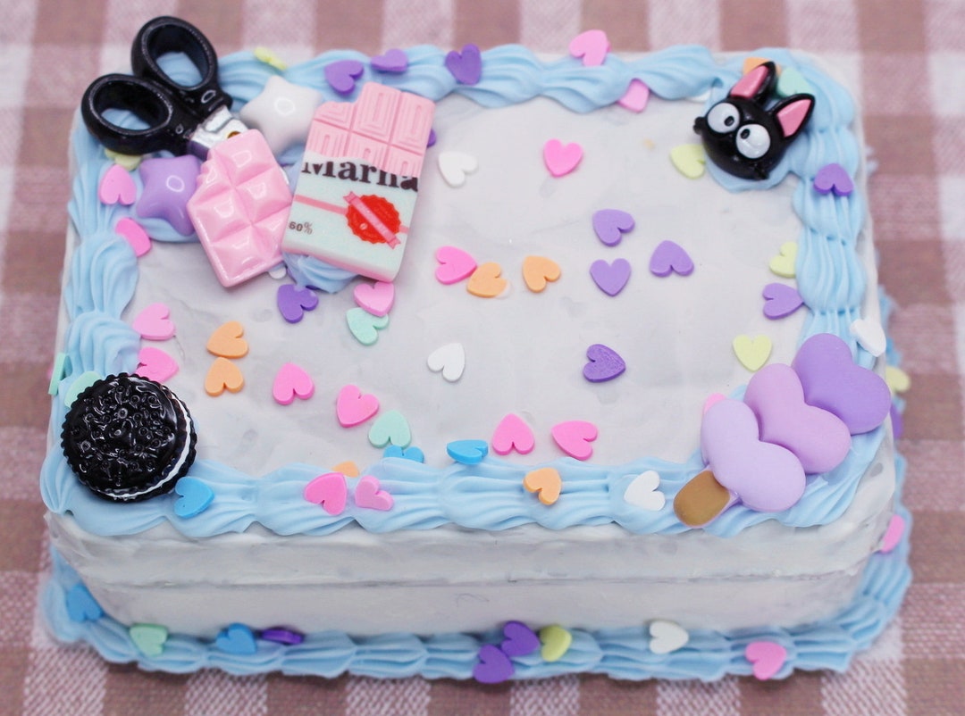 Fake Cake Decoden Travel Sewing Kit - Etsy UK