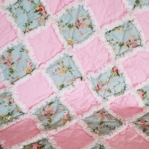 Rag Quilt, Baby Girl Rag Quilt, Pink Rose Floral Pattern Fabric ...