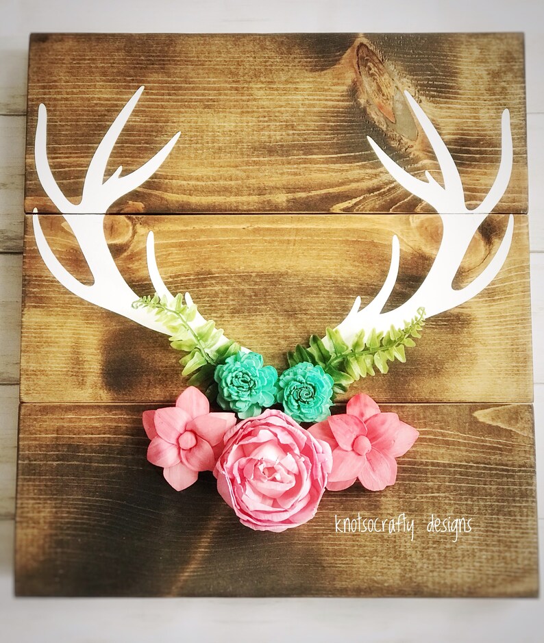 Deer Antler Sign Personalized Lastname Wood Sign Rustic - Etsy