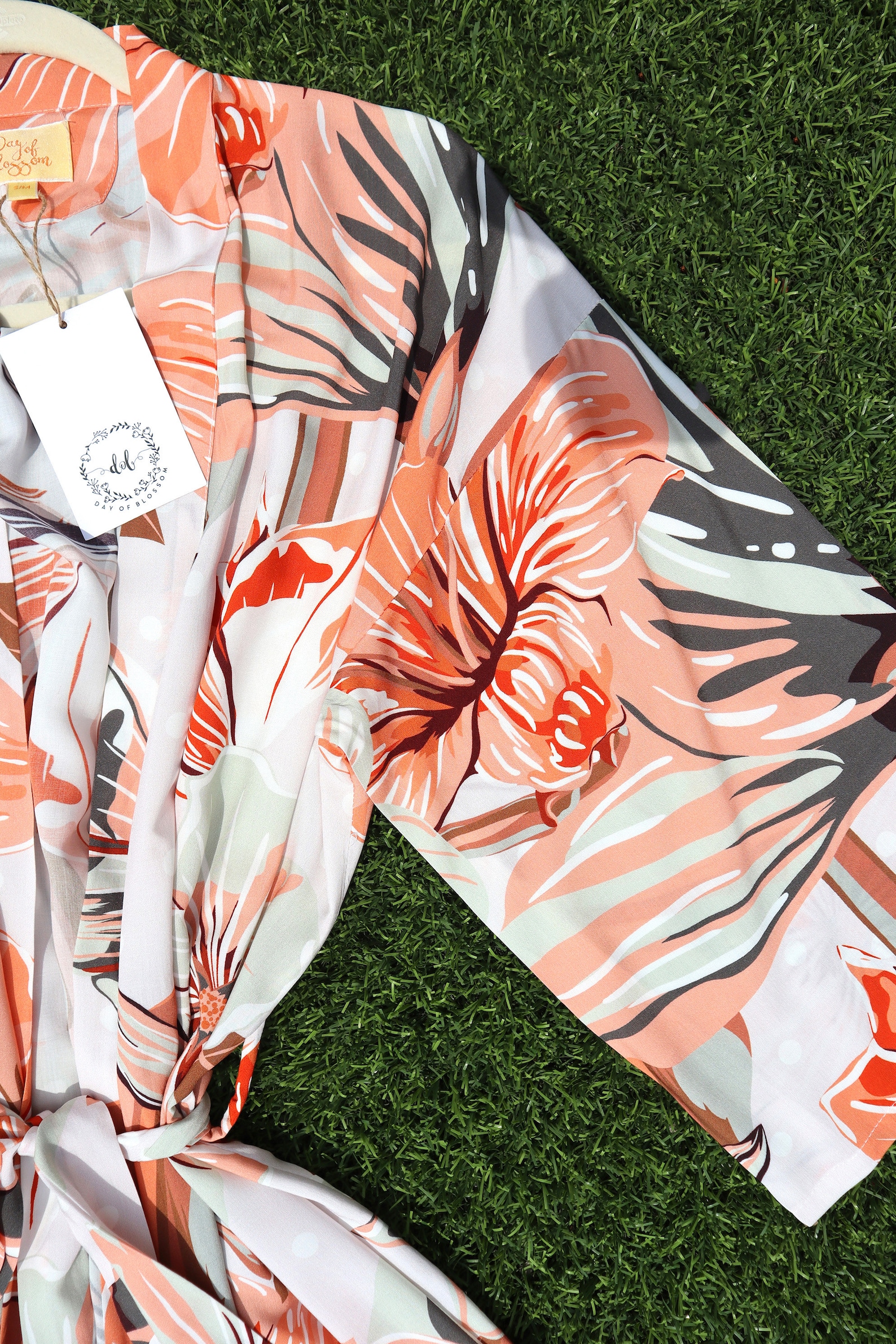 CORAL Bridesmaid Robe Tropical Pattern Bridesmaid Robe I | Etsy