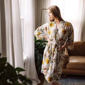Vintage Garden OCHRE Bridesmaid Robes | Floral Pattern Bridesmaid Robe ...
